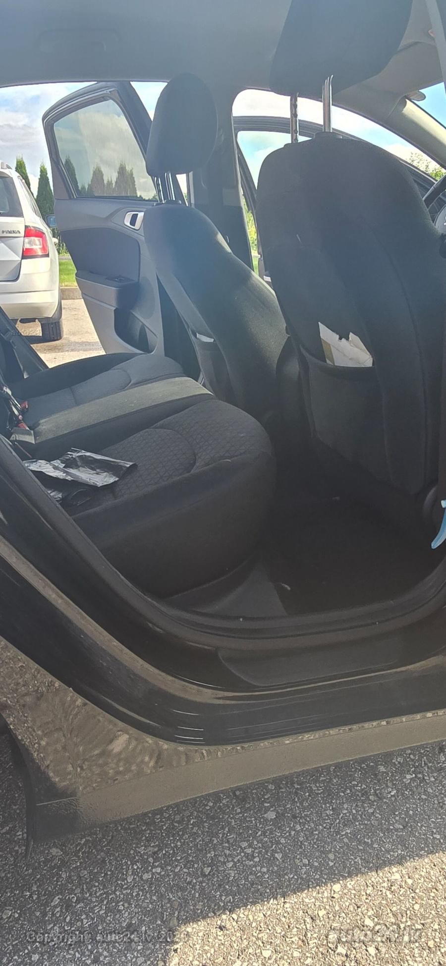 Black Kia Ceed 2022 in Tallinn, with an engine capacity of 1.50 L and mileage of 52 thousand km for 16000 €, photo 14 on AUTOMOTO.COM.LV