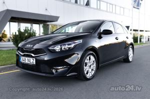 Black Kia Ceed 2022 in Tallinn, with an engine capacity of 1.50 L and mileage of 52 thousand km for 12990 €, photo  on AUTOMOTO.COM.LV