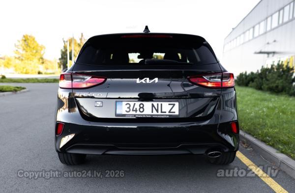 Melns Kia Ceed 2022 Tallina, ar dzinēja tilpumu 1.50 L un nobraukumu 52 tūkst. km par 12990 €, foto 3 vietnē AUTOMOTO.COM.LV