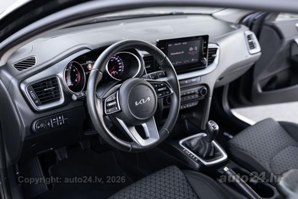 Melns Kia Ceed 2022 Tallina, ar dzinēja tilpumu 1.50 L un nobraukumu 52 tūkst. km par 12990 €, foto 8 vietnē AUTOMOTO.COM.LV