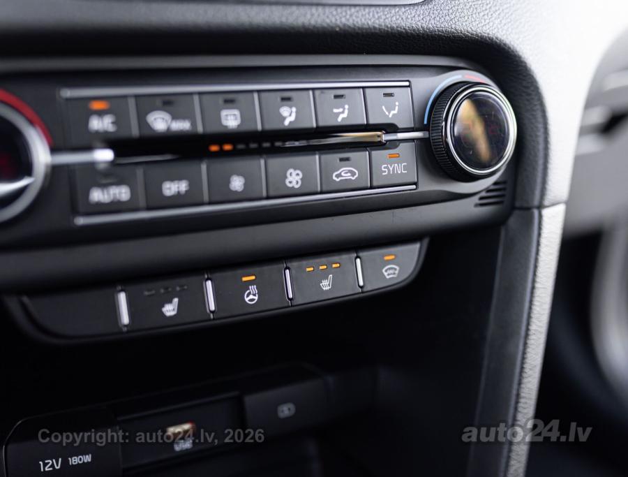 Melns Kia Ceed 2022 Tallina, ar dzinēja tilpumu 1.50 L un nobraukumu 52 tūkst. km par 12990 €, foto 17 vietnē AUTOMOTO.COM.LV