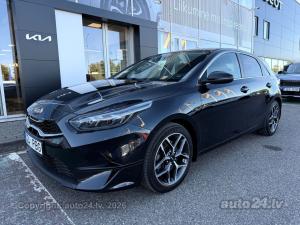 Melns Kia Ceed 2023 Tallina, ar dzinēja tilpumu 1.50 L un nobraukumu 51 tūkst. km par 19900 €, foto  vietnē AUTOMOTO.COM.LV