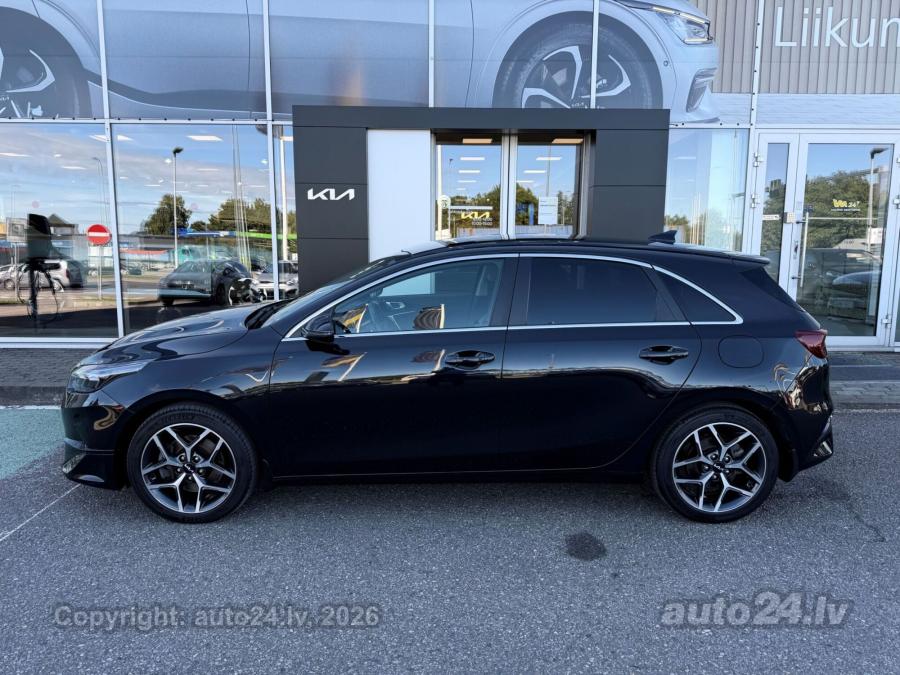Melns Kia Ceed 2023 Tallina, ar dzinēja tilpumu 1.50 L un nobraukumu 51 tūkst. km par 19900 €, foto 3 vietnē AUTOMOTO.COM.LV