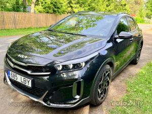 Melns Kia Ceed 2024 Tallina, ar dzinēja tilpumu 1.50 L un nobraukumu 13 tūkst. km par 24900 €, foto  vietnē AUTOMOTO.COM.LV