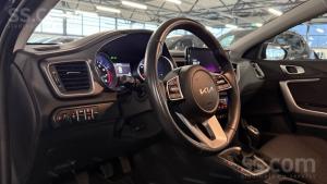 Black Kia Ceed 2024 in Riga, with an engine capacity of 1.50 L and mileage of 31 thousand km for 18500 €, photo 18 on AUTOMOTO.COM.LV