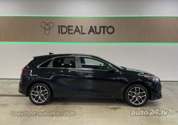Melns Kia Ceed 2024 Tallina, ar dzinēja tilpumu 1.50 L un nobraukumu 40 tūkst. km par 22990 €, foto 4 vietnē AUTOMOTO.COM.LV
