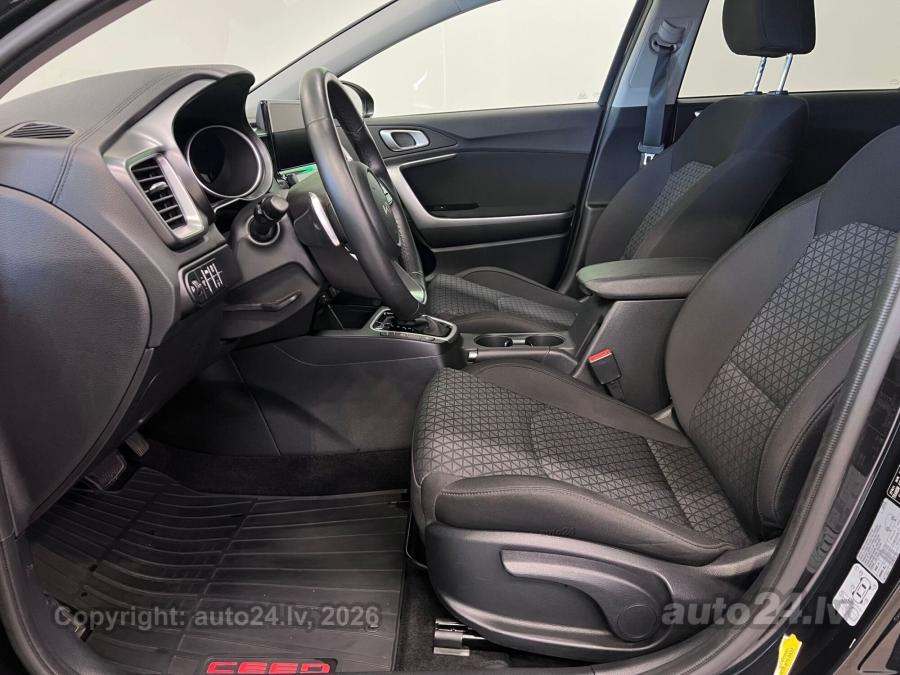 Melns Kia Ceed 2025 Tallina, ar dzinēja tilpumu 1.48 L un nobraukumu 34 tūkst. km par 19990 €, foto 7 vietnē AUTOMOTO.COM.LV
