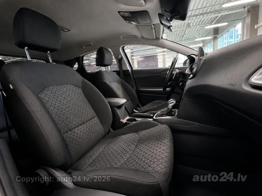 Melns Kia Ceed 2025 Tallina, ar dzinēja tilpumu 1.48 L un nobraukumu 34 tūkst. km par 19990 €, foto 13 vietnē AUTOMOTO.COM.LV