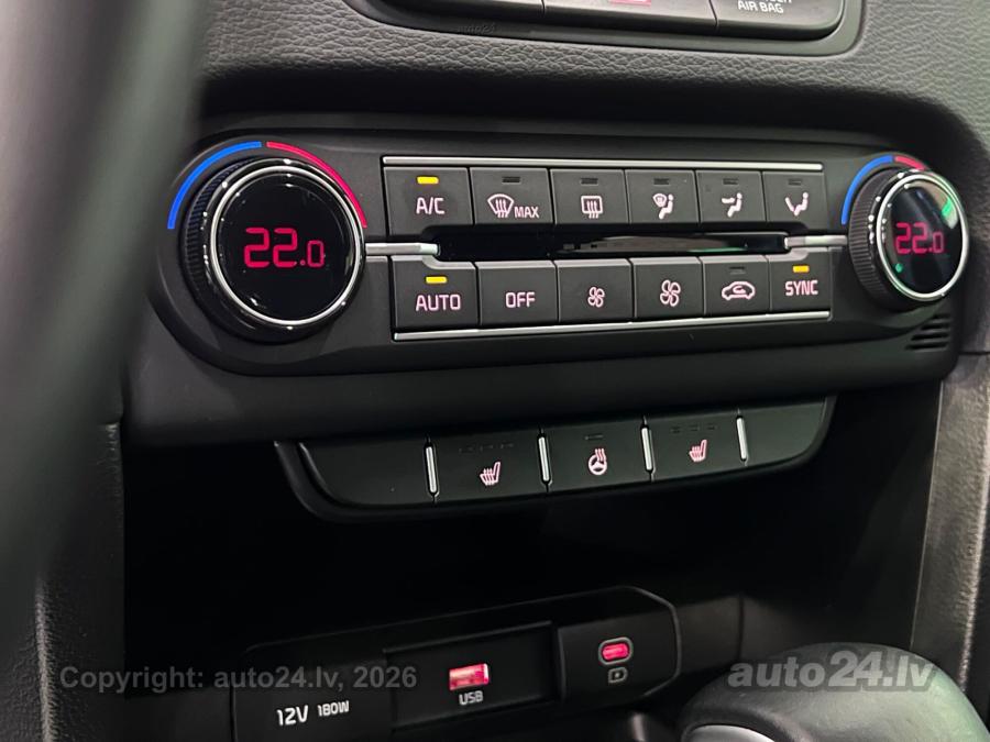 Melns Kia Ceed 2025 Tallina, ar dzinēja tilpumu 1.48 L un nobraukumu 34 tūkst. km par 19990 €, foto 16 vietnē AUTOMOTO.COM.LV