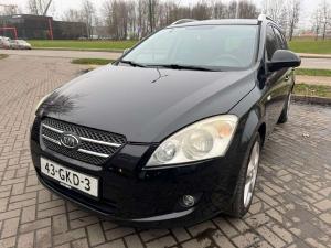Black Kia Ceed 2008 in Kaunas, with an engine capacity of 1.58 L and mileage of 288 thousand km for 2250 €, photo  on AUTOMOTO.COM.LV