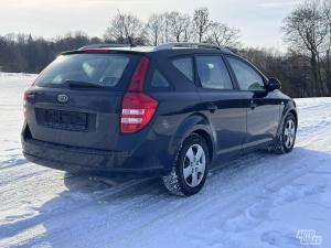 Black Kia Ceed 2008 in Marijampole, with an engine capacity of 1.40 L and mileage of 224 thousand km for 2000 €, photo 4 on AUTOMOTO.COM.LV