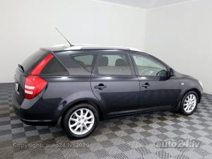 Melns Kia Ceed 2008 Tallina, ar dzinēja tilpumu 1.60 L un nobraukumu 376 tūkst. km par 1399 €, foto 4 vietnē AUTOMOTO.COM.LV