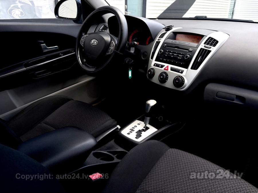 Melns Kia Ceed 2008 Tallina, ar dzinēja tilpumu 1.60 L un nobraukumu 370 tūkst. km par 2099 €, foto 11 vietnē AUTOMOTO.COM.LV