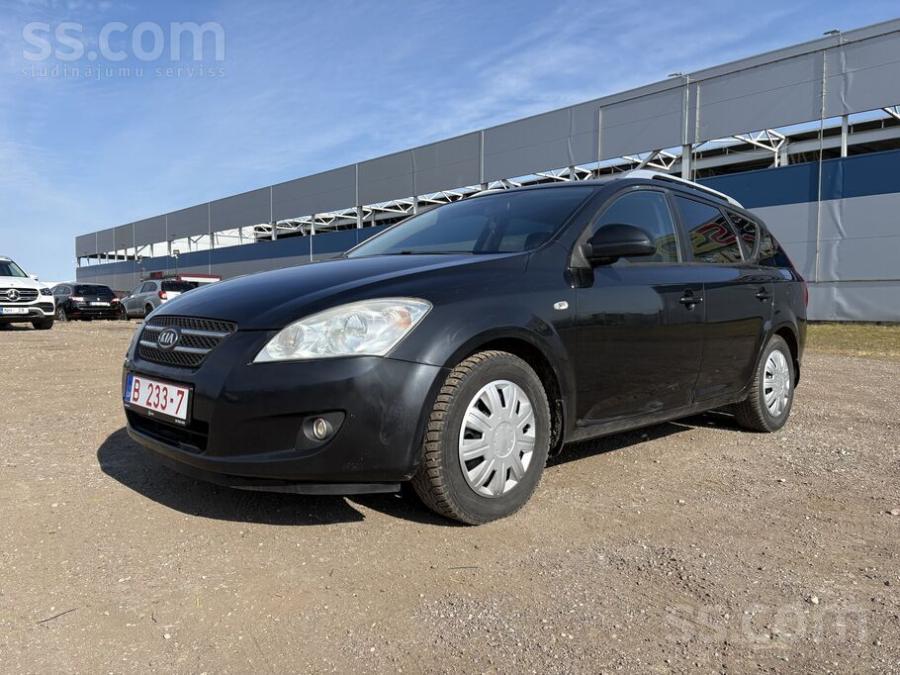 Melns Kia Ceed 2009 Daugavpils, ar dzinēja tilpumu 1.60 L un nobraukumu 276 tūkst. km par 2950 €, foto 1 vietnē AUTOMOTO.COM.LV