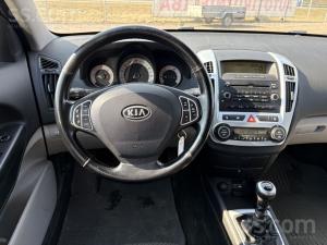 Melns Kia Ceed 2009 Daugavpils, ar dzinēja tilpumu 1.60 L un nobraukumu 276 tūkst. km par 2950 €, foto 11 vietnē AUTOMOTO.COM.LV