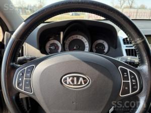Melns Kia Ceed 2009 Daugavpils, ar dzinēja tilpumu 1.60 L un nobraukumu 276 tūkst. km par 2950 €, foto 13 vietnē AUTOMOTO.COM.LV