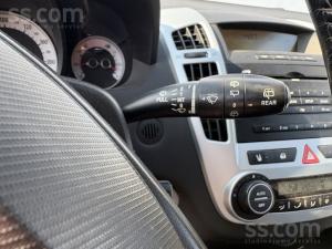 Melns Kia Ceed 2009 Daugavpils, ar dzinēja tilpumu 1.60 L un nobraukumu 276 tūkst. km par 2950 €, foto 16 vietnē AUTOMOTO.COM.LV