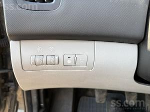 Melns Kia Ceed 2009 Daugavpils, ar dzinēja tilpumu 1.60 L un nobraukumu 276 tūkst. km par 2950 €, foto 17 vietnē AUTOMOTO.COM.LV