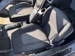 Melns Kia Ceed 2009 Daugavpils, ar dzinēja tilpumu 1.60 L un nobraukumu 276 tūkst. km par 2950 €, foto 25 vietnē AUTOMOTO.COM.LV