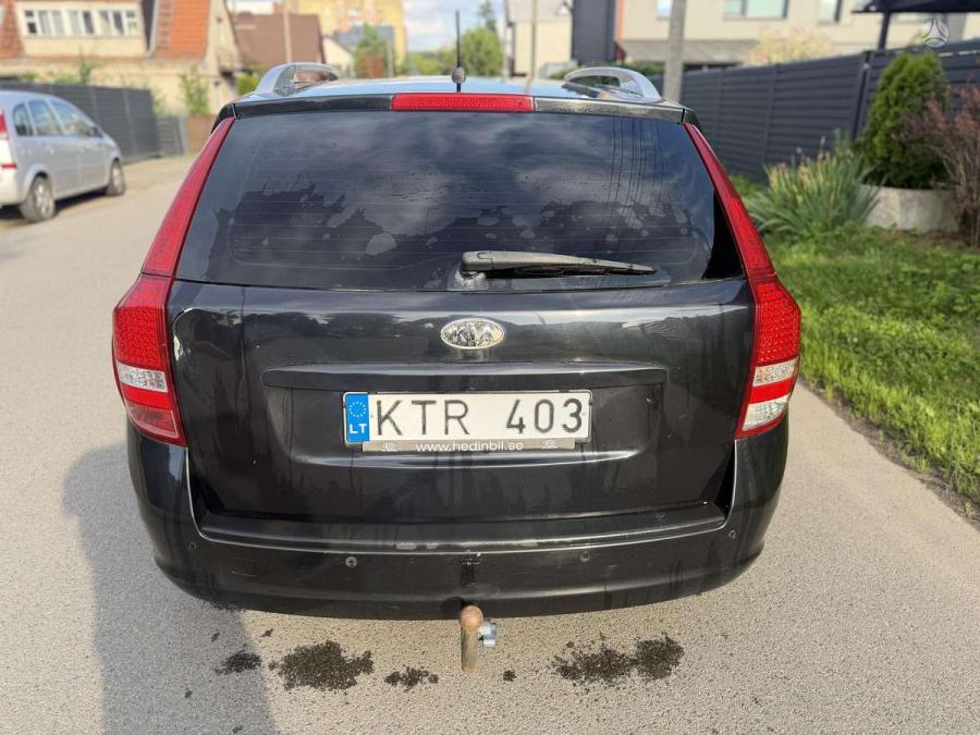 Черный Киа Сид 2010 в Каунас, объемом двигателя 1.58 л и пробегом 373 тыс. км за 1900 €, фото 9 на AUTOMOTO.COM.LV