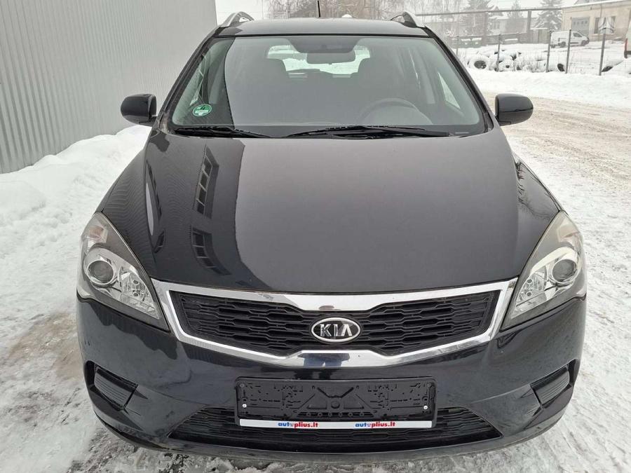 Melns Kia Ceed 2011 Ukmergė, ar dzinēja tilpumu 1.40 L un nobraukumu 161 tūkst. km par 2650 €, foto 5 vietnē AUTOMOTO.COM.LV