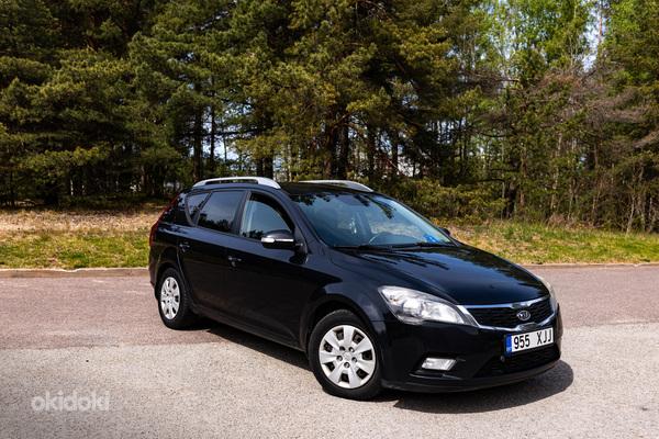 Black Kia Ceed 2012 in Tallinn, with an engine capacity of 1.60 L and mileage of 331 thousand km for 3000 €, photo 1 on AUTOMOTO.COM.LV
