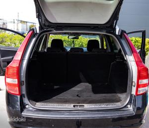 Black Kia Ceed 2012 in Tallinn, with an engine capacity of 1.60 L and mileage of 331 thousand km for 3000 €, photo 5 on AUTOMOTO.COM.LV
