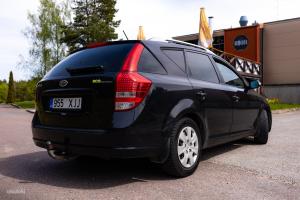 Black Kia Ceed 2012 in Tallinn, with an engine capacity of 1.60 L and mileage of 331 thousand km for 3000 €, photo 14 on AUTOMOTO.COM.LV