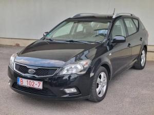 Melns Kia Ceed 2012 Ogre, ar dzinēja tilpumu 1.60 L un nobraukumu 133 tūkst. km par 3950 €, foto  vietnē AUTOMOTO.COM.LV