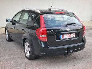 Black Kia Ceed 2012 in Ogre, with an engine capacity of 1.60 L and mileage of 133 thousand km for 3950 €, photo 7 on AUTOMOTO.COM.LV