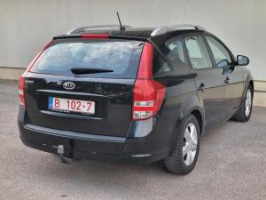 Black Kia Ceed 2012 in Ogre, with an engine capacity of 1.60 L and mileage of 133 thousand km for 3950 €, photo 9 on AUTOMOTO.COM.LV