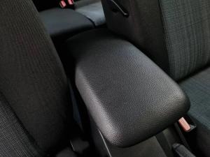 Black Kia Ceed 2012 in Ogre, with an engine capacity of 1.60 L and mileage of 133 thousand km for 3950 €, photo 20 on AUTOMOTO.COM.LV