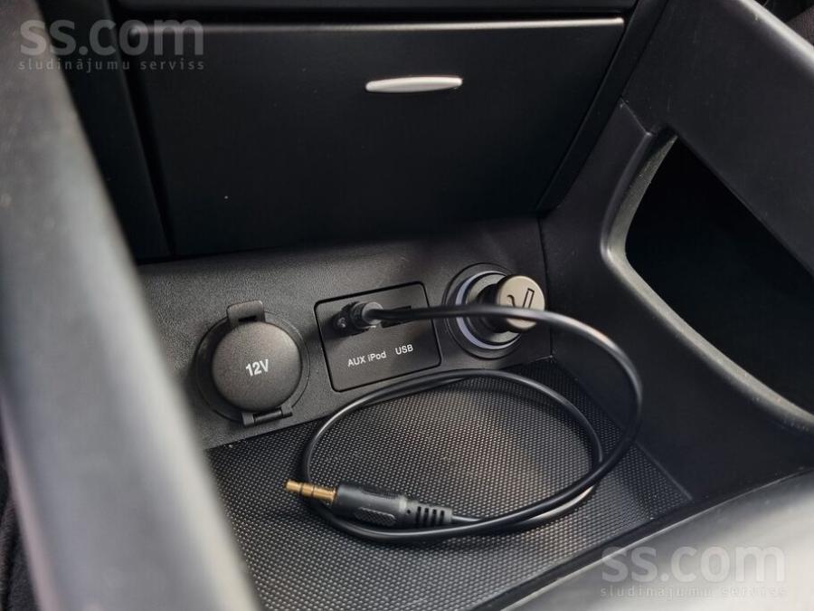 Black Kia Ceed 2012 in Ogre, with an engine capacity of 1.60 L and mileage of 133 thousand km for 3950 €, photo 22 on AUTOMOTO.COM.LV