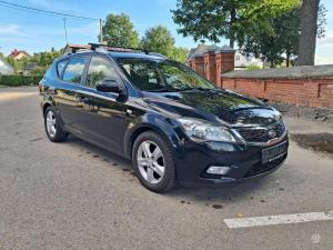 Melns Kia Ceed 2012 Raseiniai, ar dzinēja tilpumu 1.58 L un nobraukumu 136 tūkst. km par 2800 €, foto  vietnē AUTOMOTO.COM.LV