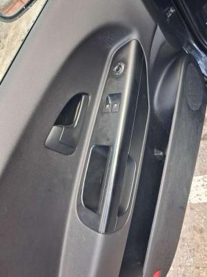 Black Kia Ceed 2012 in Raseiniai, with an engine capacity of 1.58 L and mileage of 136 thousand km for 2800 €, photo 31 on AUTOMOTO.COM.LV