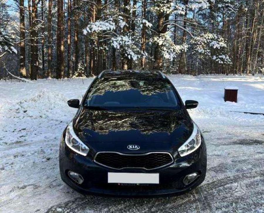 Melns Kia Ceed 2013 Viļņa, ar dzinēja tilpumu 1.58 L un nobraukumu 156 tūkst. km par 5900 €, foto 2 vietnē AUTOMOTO.COM.LV