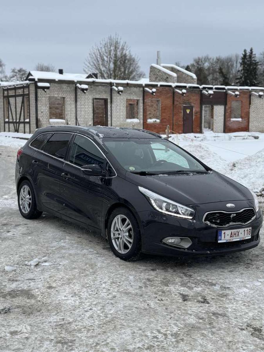 Melns Kia Ceed 2013 Ukmergė, ar dzinēja tilpumu 1.40 L un nobraukumu 242 tūkst. km par 3950 €, foto 2 vietnē AUTOMOTO.COM.LV