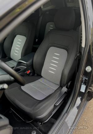 Black Kia Ceed 2013 in Tallinn, with an engine capacity of 1.60 L and mileage of 384 thousand km for 4567 €, photo 12 on AUTOMOTO.COM.LV