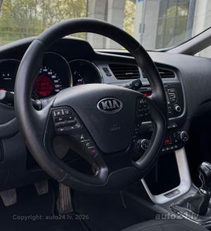 Black Kia Ceed 2013 in Tallinn, with an engine capacity of 1.60 L and mileage of 384 thousand km for 4567 €, photo 19 on AUTOMOTO.COM.LV