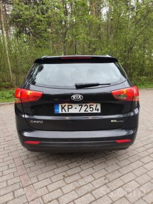 Melns Kia Ceed 2013 Rīga, ar dzinēja tilpumu 1.60 L un nobraukumu 264 tūkst. km par 3000 €, foto 6 vietnē AUTOMOTO.COM.LV