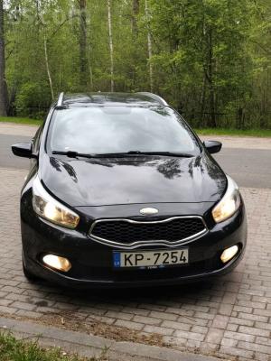 Melns Kia Ceed 2013 Rīga, ar dzinēja tilpumu 1.60 L un nobraukumu 264 tūkst. km par 3000 €, foto 8 vietnē AUTOMOTO.COM.LV