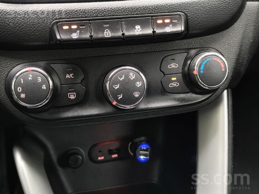 Melns Kia Ceed 2013 Rīga, ar dzinēja tilpumu 1.60 L un nobraukumu 264 tūkst. km par 3000 €, foto 14 vietnē AUTOMOTO.COM.LV