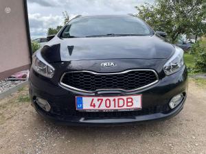 Black Kia Ceed 2013 in Sakiai, with an engine capacity of 1.58 L and mileage of 428 thousand km for 2999 €, photo 6 on AUTOMOTO.COM.LV