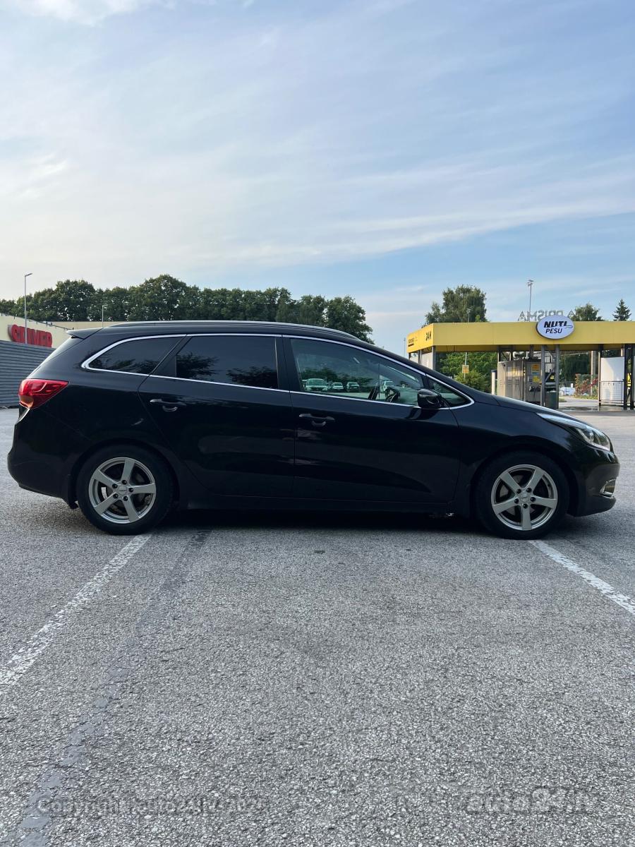 Black Kia Ceed 2013 in Tallinn, with an engine capacity of 1.60 L and mileage of 235 thousand km for 4650 €, photo 7 on AUTOMOTO.COM.LV