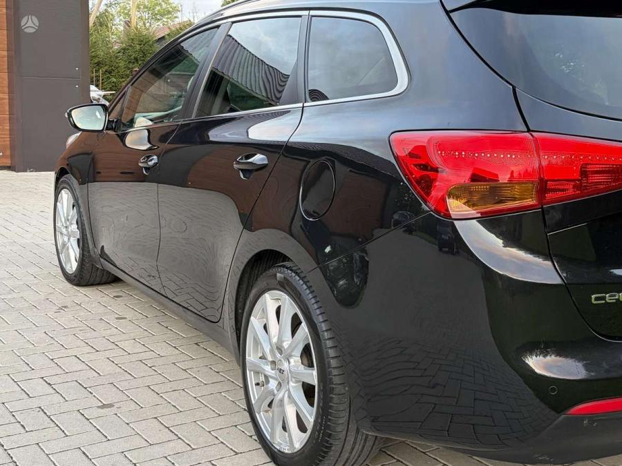 Melns Kia Ceed 2013 Raseiniai, ar dzinēja tilpumu 1.60 L un nobraukumu 284 tūkst. km par 4650 €, foto 15 vietnē AUTOMOTO.COM.LV