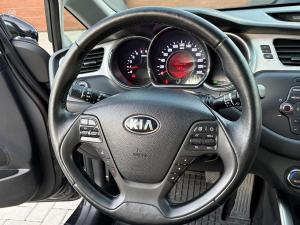 Melns Kia Ceed 2013 Raseiniai, ar dzinēja tilpumu 1.60 L un nobraukumu 284 tūkst. km par 4650 €, foto 22 vietnē AUTOMOTO.COM.LV