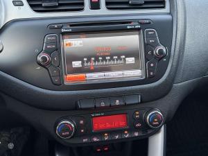 Melns Kia Ceed 2013 Raseiniai, ar dzinēja tilpumu 1.60 L un nobraukumu 284 tūkst. km par 4650 €, foto 24 vietnē AUTOMOTO.COM.LV