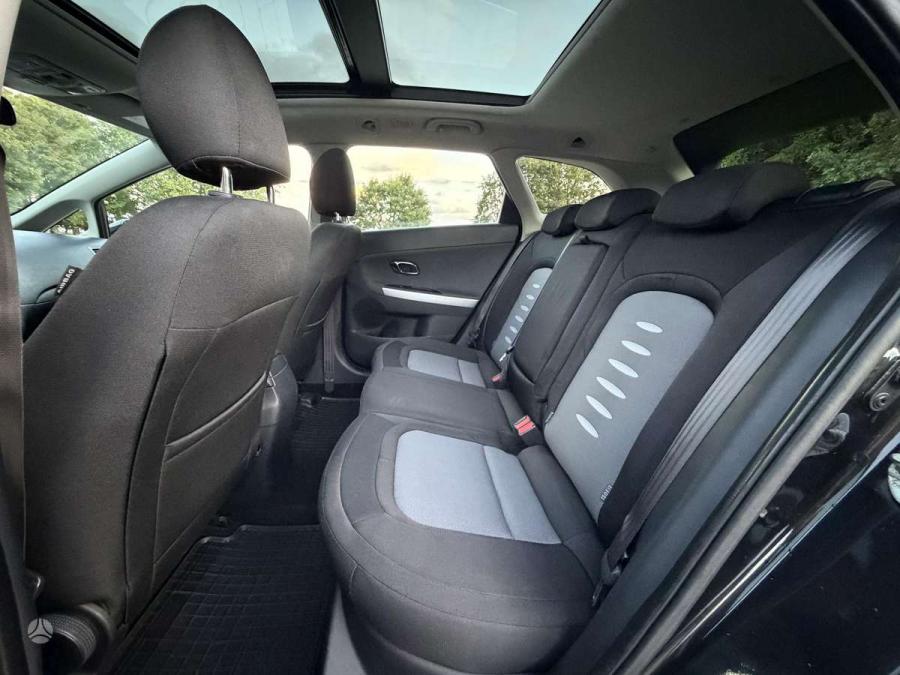 Melns Kia Ceed 2013 Raseiniai, ar dzinēja tilpumu 1.60 L un nobraukumu 284 tūkst. km par 4650 €, foto 28 vietnē AUTOMOTO.COM.LV