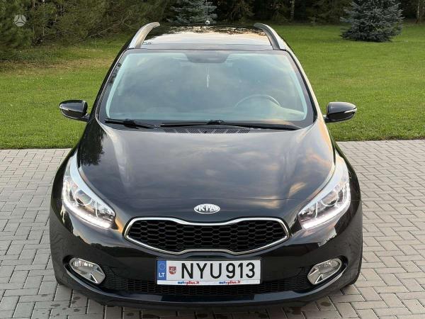 Black Kia Ceed 2013 in Raseiniai, with an engine capacity of 1.60 L and mileage of 284 thousand km for 4650 €, photo 7 on AUTOMOTO.COM.LV