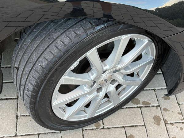 Black Kia Ceed 2013 in Raseiniai, with an engine capacity of 1.60 L and mileage of 284 thousand km for 4650 €, photo 11 on AUTOMOTO.COM.LV